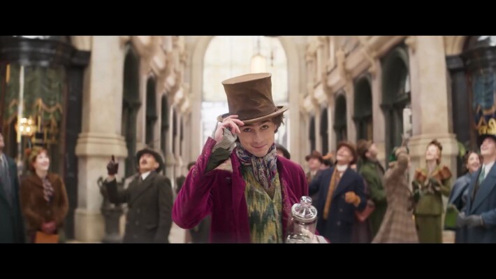 Tältä näyttää uusi Wonka-elokuva – Hugh Grant nähdään vihreähiuksisena ...