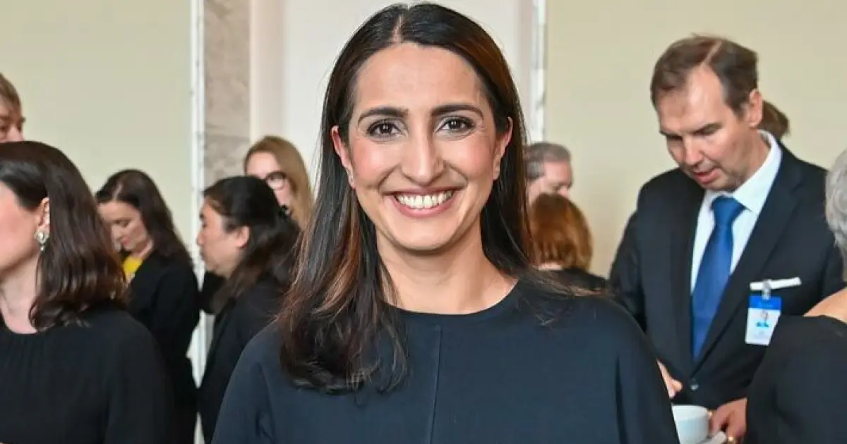 Eduskuntaan palannut Nasima Razmyar: Mieheni kannattelee arkea