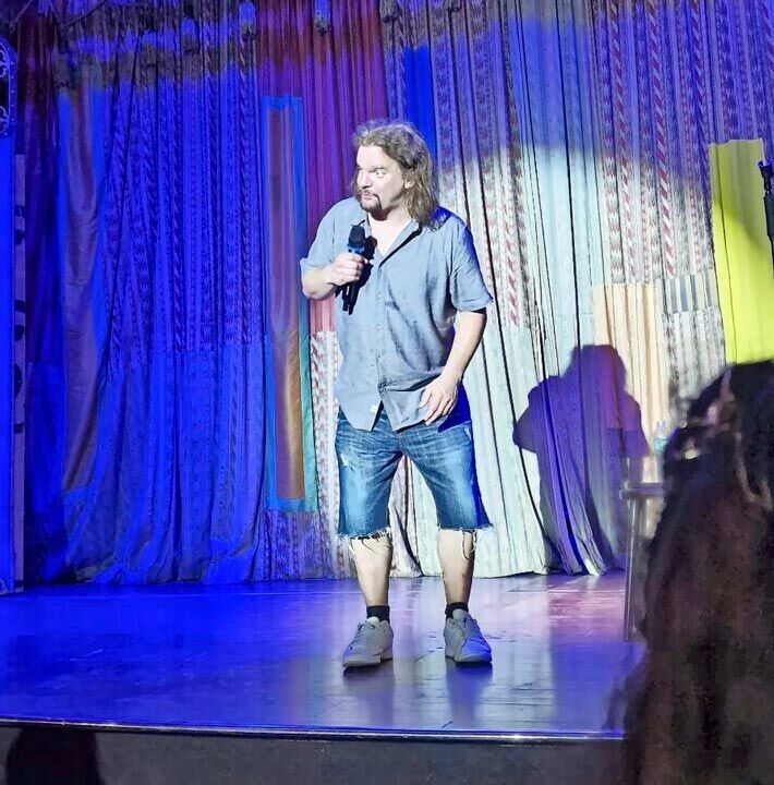 Ismo Leikolan stand up -keikka kummastutti yleisöä: ”Yllättävää ja ...
