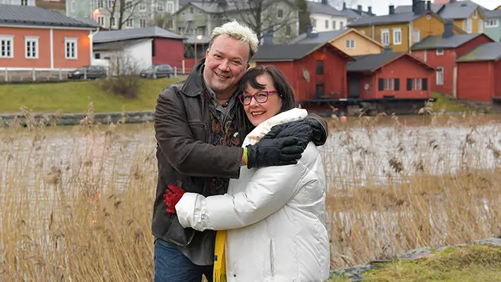 Muistatko Jokeri Pokeri Boxin? Taikuri Simo vietti vuosipäivää Kirsti ...