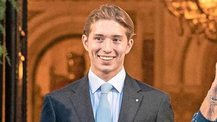 Prinssi Konstantin-Alexios rakastui 12 vuotta vanhempaa huippumalliin