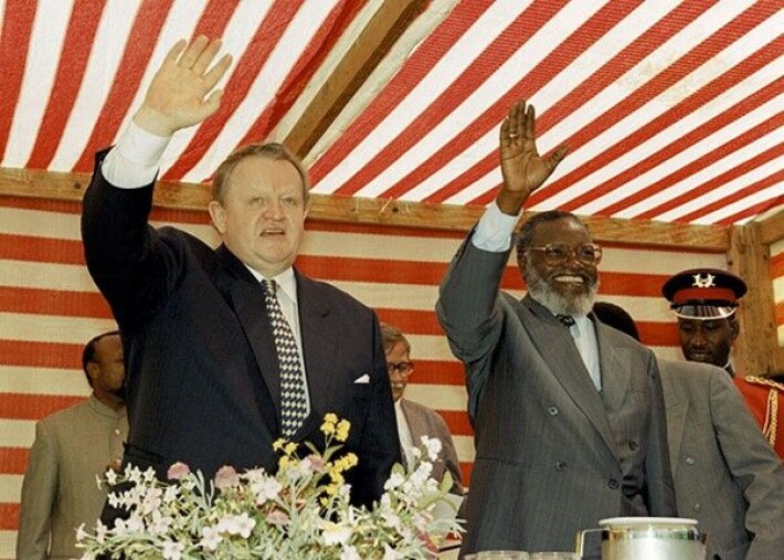 Kansakoulunopettajasta tuli presidentti ja Nobel-voittaja – tällainen ...