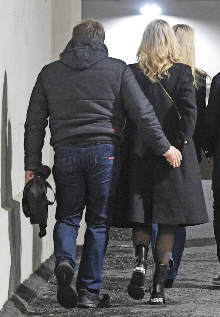 Samuli Edelmann ja muotisuunnittelija Riikka Ikäheimo kuhertelivat ...