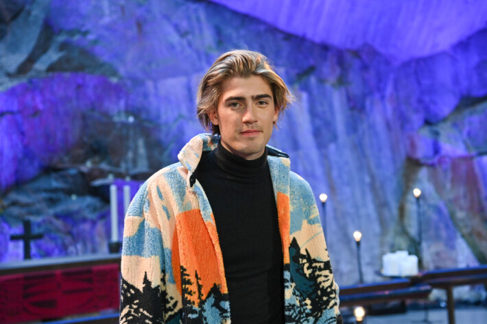 Hyvästi Suomi! Robin Packalen järjestää läksiäiskeikan – fanit pettyivät