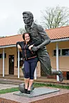 Tangokuningatar hätkähdytti Liigan pudotuspeleissä - Heidi Pakarinen ...