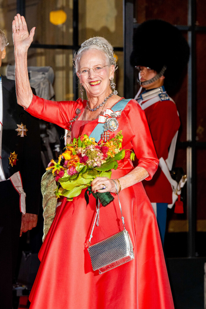 Pettämiskohussa ryvettyneestä Frederikistä kuningas - kuningatar ...