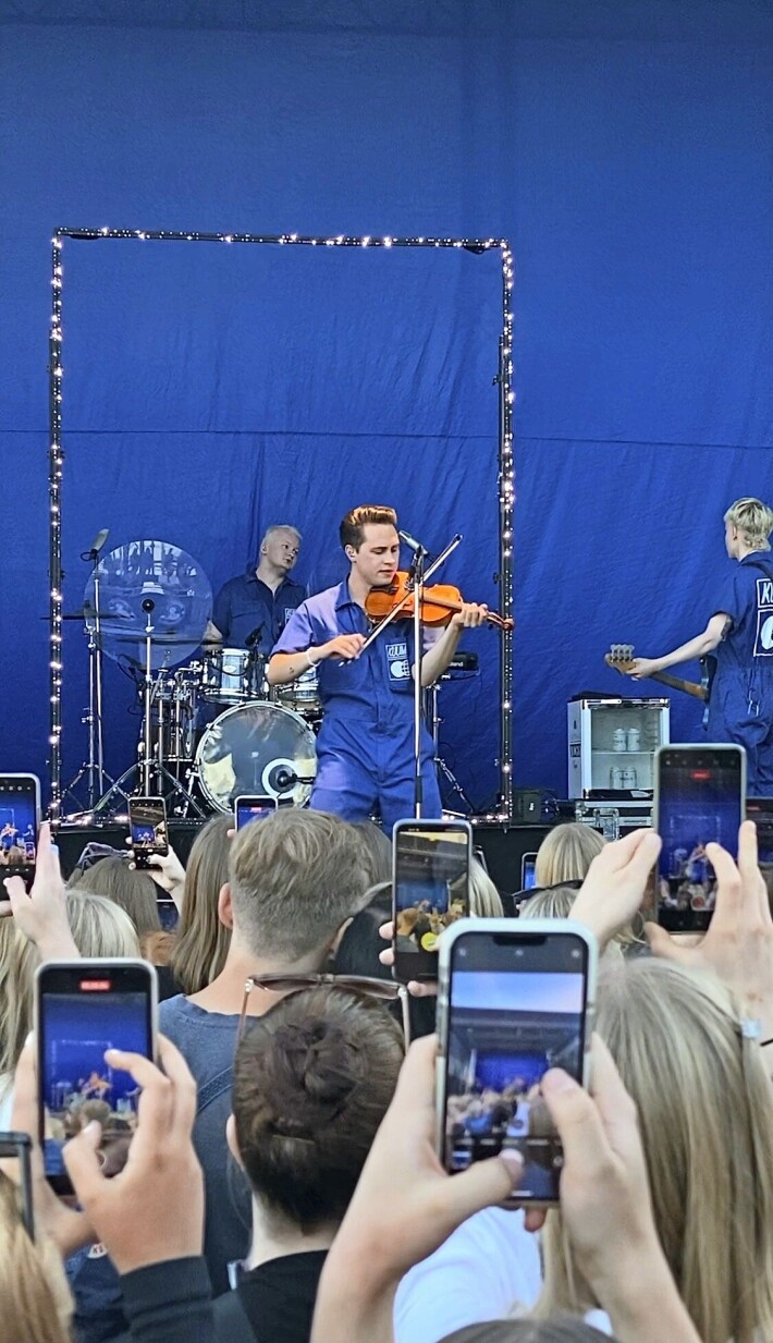 Kuumaa-yhtye sai yllättäviä fanilahjoja – Johannes Brotherus vaikenee ...