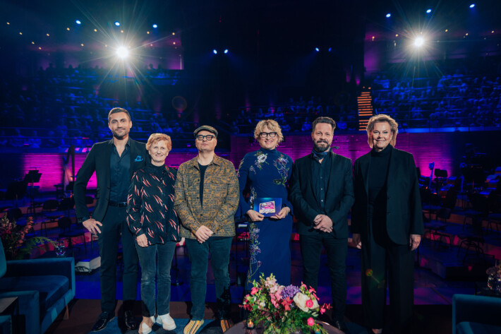 Arja Saijonmaa paljastaa tänään tv:ssä: ”Elämäni biisiin liittyy rikos”