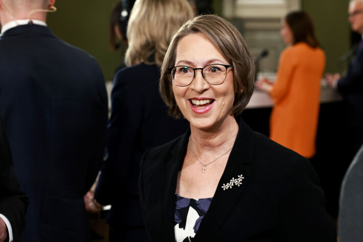 Sari Essayahin ulkonäkö hämmentää