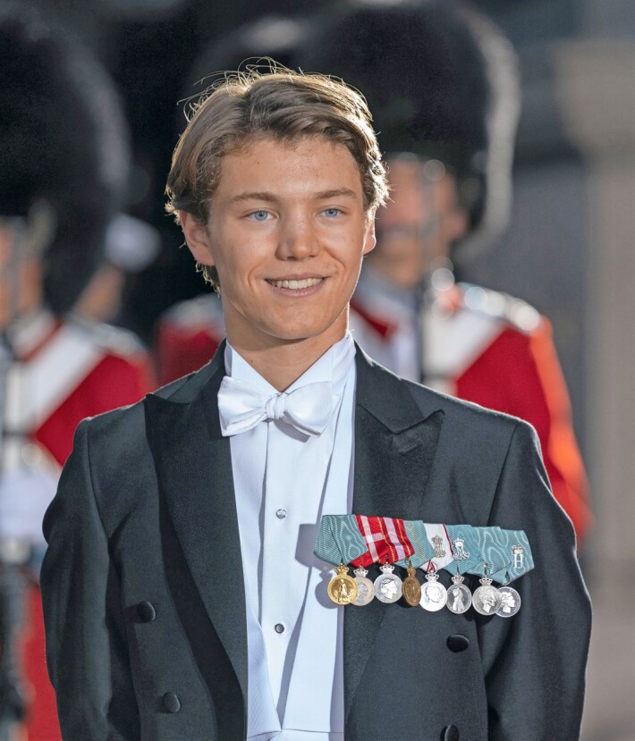 Viikon kuninkaalliset: Kuningas Frederikin yllätysratkaisu meni ...