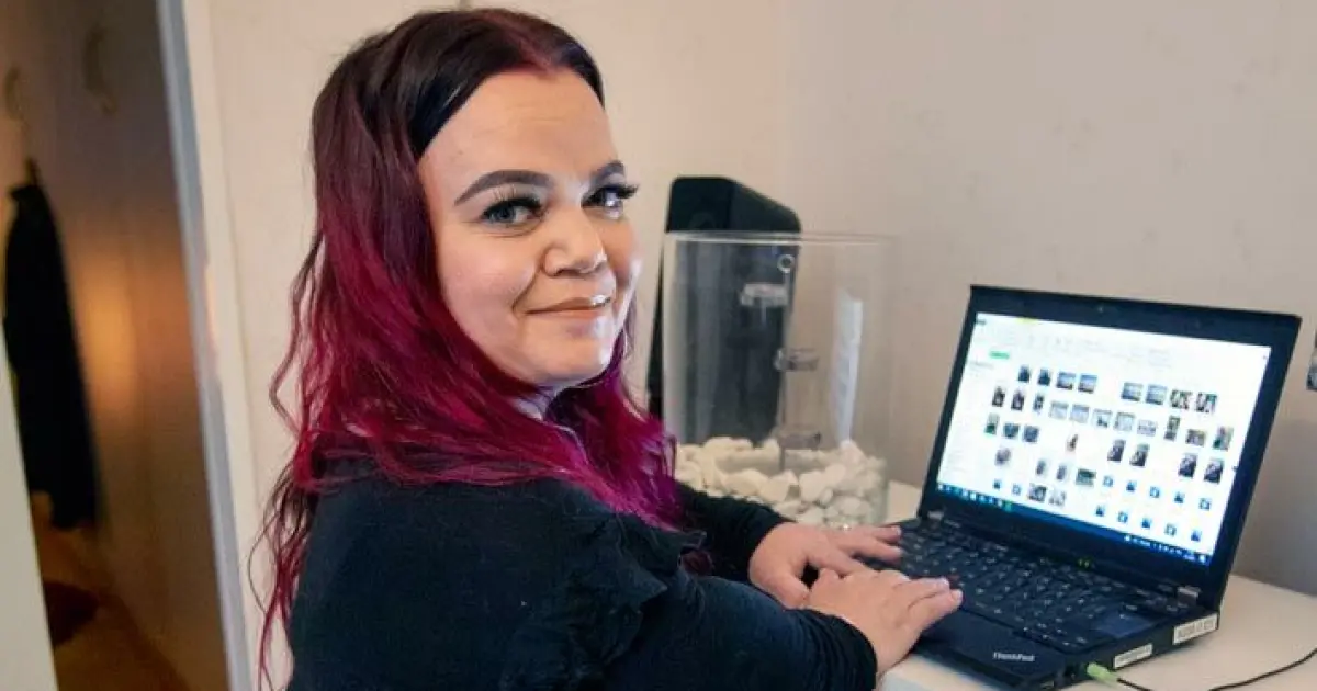 Merille, 35, huudellaan kadulla – ”Moni olettaa, että olen työtön ja ...