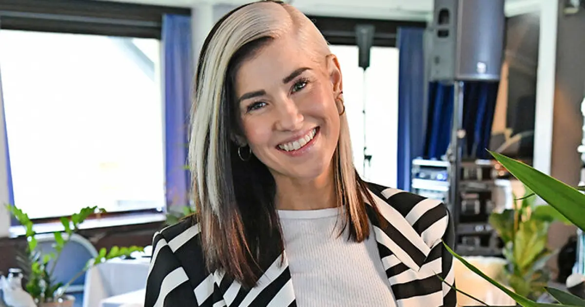 Tältä Jannika B näytti lapsena – katso kuvat | Seiska