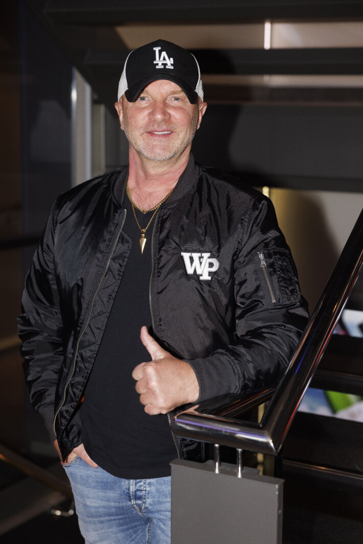 Avovaimo väittää: Vain elämää -tähti Waldo pahoinpiteli minut