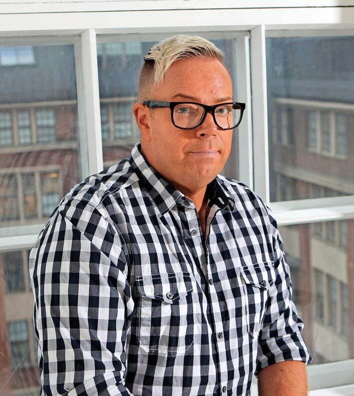 Viikon Kääk-juorut: Janne Tulkki yllätti karaokekansan – kuherteli ...