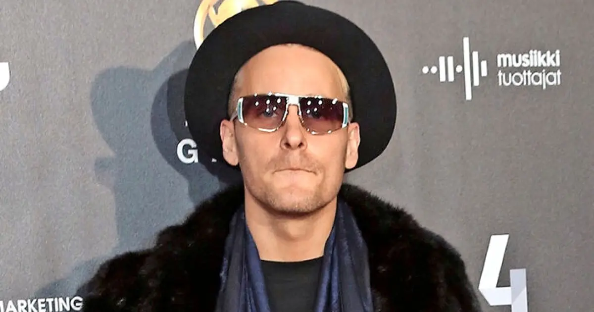 Rakkaus kukoistaa! JVG:n Jare Brand julkaisi harvinaisen kuvan Maria ...