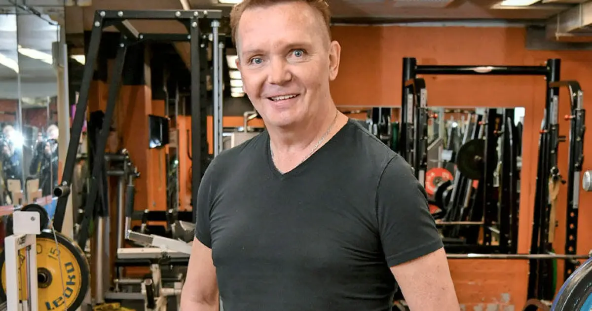 Lähellä kuolemaa käynyt näyttelijä Mikko Rasila teki elämänmuutoksen ...