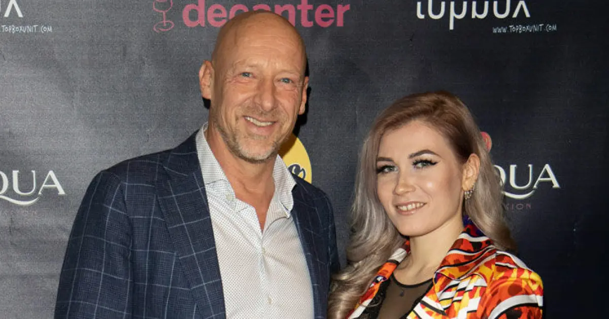 Hittilaulaja Bess esitteli uuden rakkaansa: Danny-kulta on tanskalainen ...