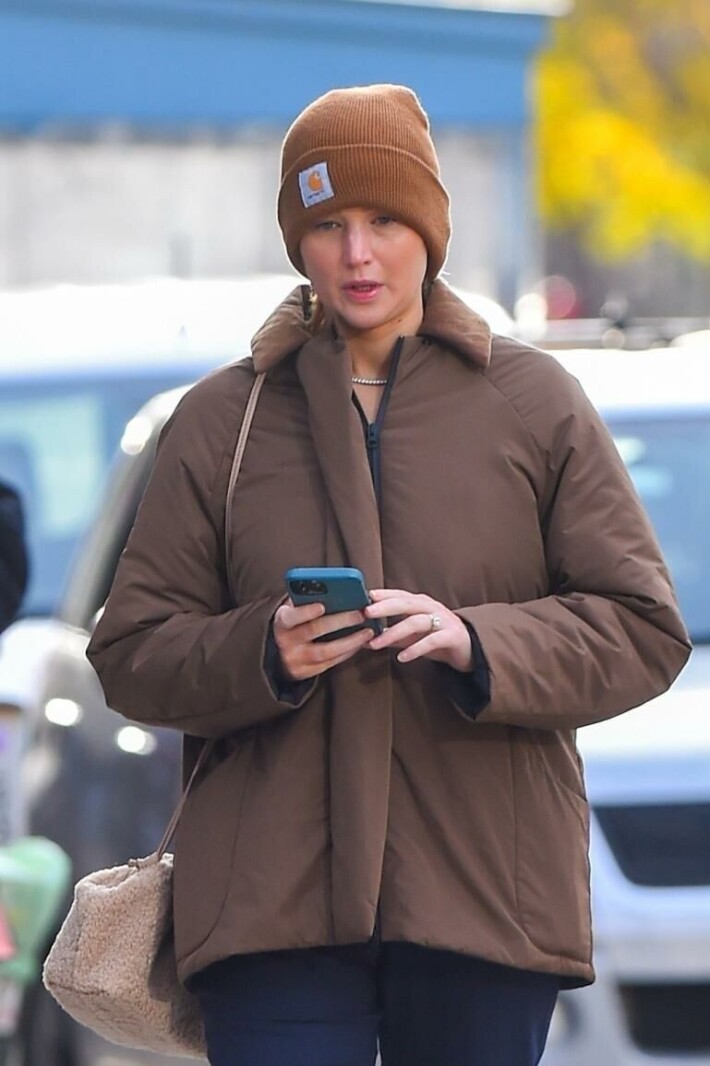 Tunnistatko Oscar-voittajaa? Jennifer Lawrence köpötteli homssuisena ...