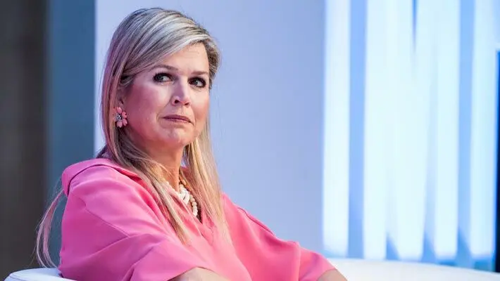 Kuninkaalliset mukana energiatalkoissa – kuningatar Maxima ottaa kylmiä ...