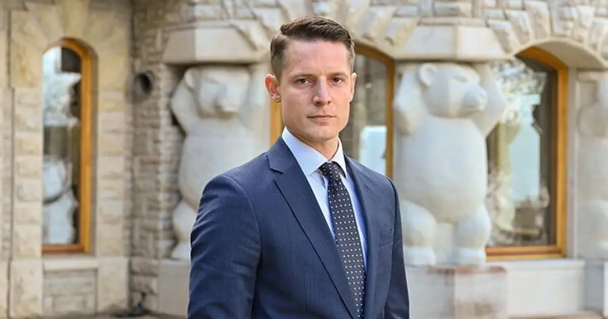 Exit-sarjan Max Ovaska näytteli jo yläasteikäisenä – muistatko hänet ...