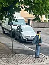 Kiira Korpi ja Pika-koira Eiran kaduilla – salakuva! | Seiska