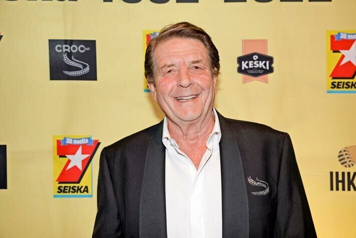 Tangokuningas Keijo Hietikko esitteli rakkaansa – yhteiskuva