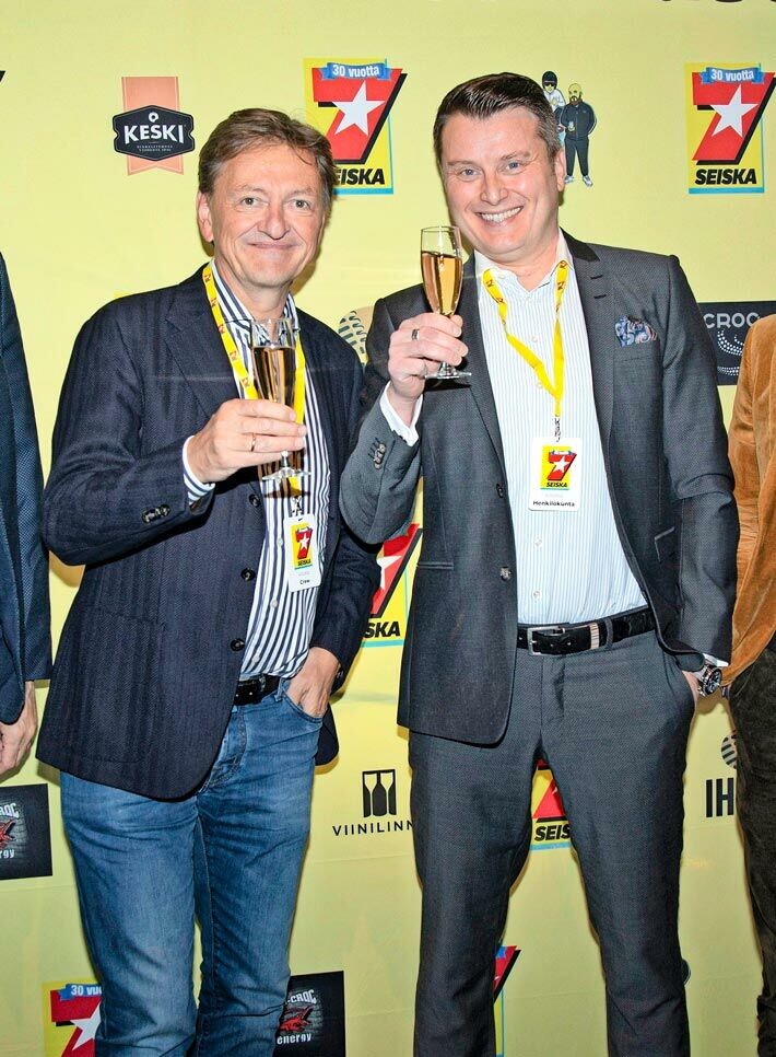 Tangokuningas Keijo Hietikko esitteli rakkaansa – yhteiskuva