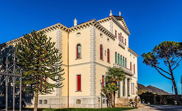 Ei ollutkaan perheloma! Italiassa kohistaan nyt Sanna Marinin ...