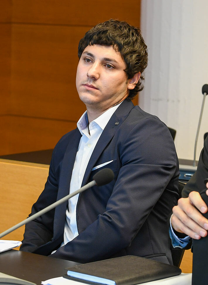 Törkeästä lapsen raiskauksesta syytetty Milan Jaff riisui maskin ...