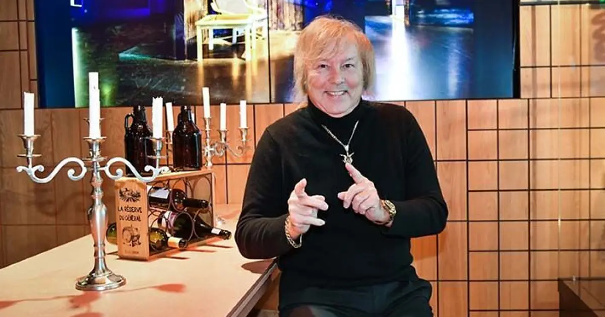 Paperisota ohi! Danny, 79, sai vihdoin taitelijaeläkkeen | Seiska