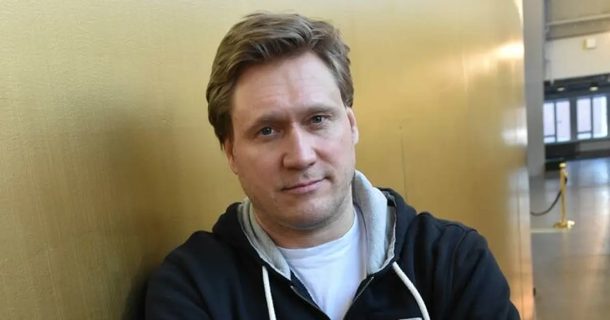 Samuli Edelmann julkaisi herkän yhteiskuvan poikansa kanssa – menossa ...