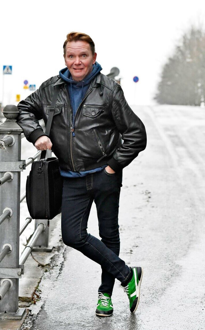 Epilepsiasta koomaan! Näyttelijä Mikko Rasila, 58, jäi eläkkeelle ...