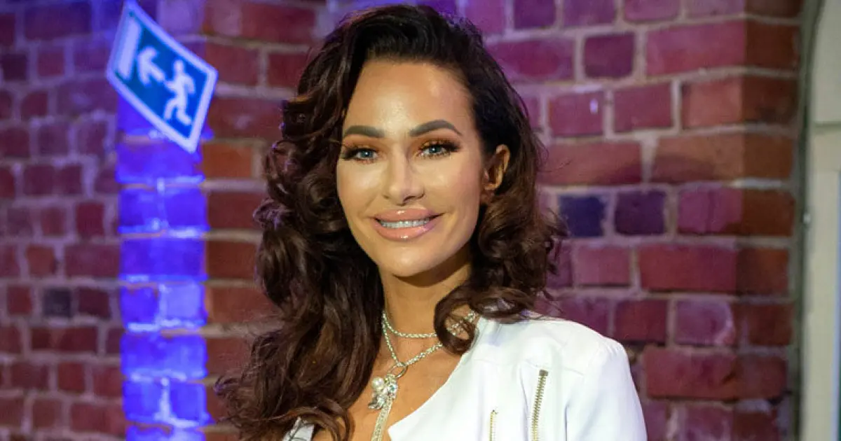 Kuin kulttiklassikkoelokuvasta! Tosi-tv-kaunotar Alisa Ranta-aho ...