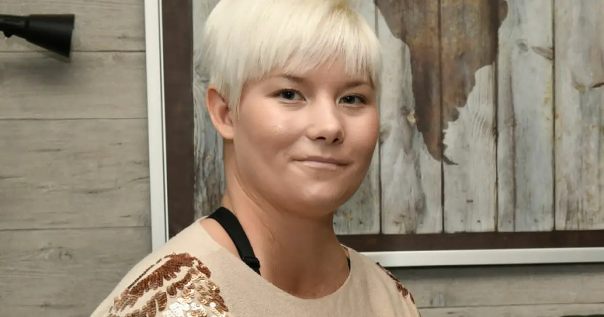 Hyvinkäällä haavoittunut poliisi Heidi Foxell paljastaa uutuuskirjassa ...