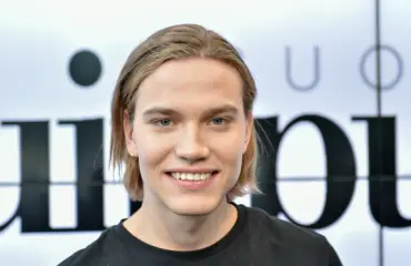 Suomen huippumalli haussa -voittaja Jerry Koivisto ja Cheek ovat kuin ...
