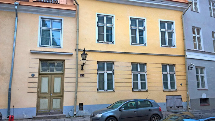 Leijonan luola -ohjelman bisnesenkelit asuvat hulppeasti arvoalueilla ...