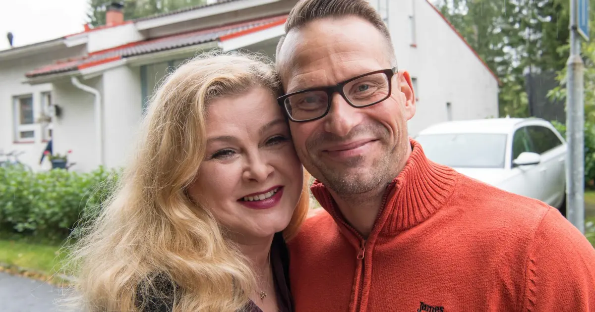 Aviokriisinsä selvittäneet Tarja Smura ja Markus nauttivat taas ...
