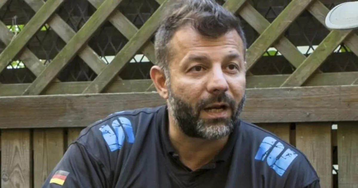 Lelusalakuljettaja Rami Adham oikeuteen pahoinpitelystä