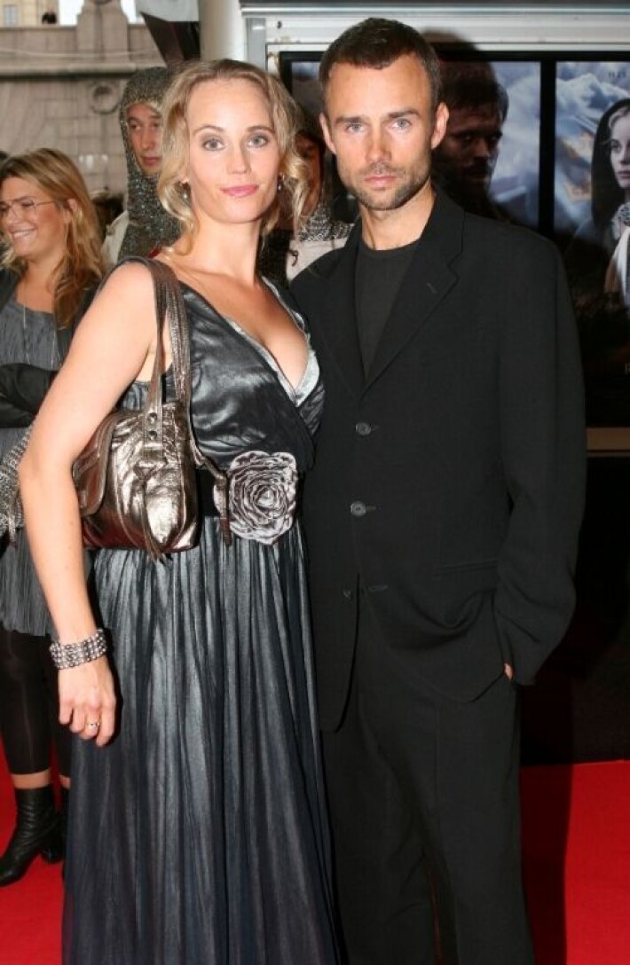 Silta-sarjan Sagalla syötävän komea mies - kuva!