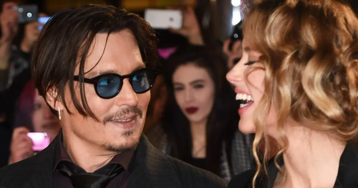 Johnny Depp ja kihlattu leffaenskarissa: huh, miten tyylikäs pari - kuva!