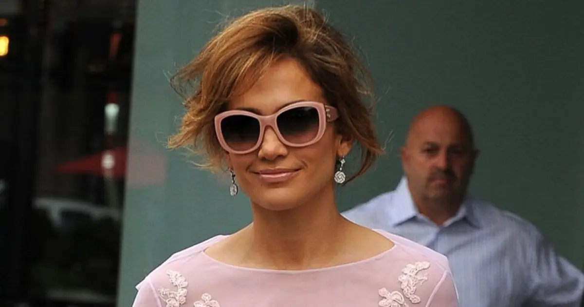 Oi, kuinka söpöä! Jennifer Lopez ja Emme-tytär kuin kaksi marjaa!