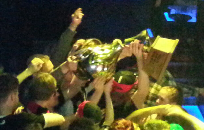 Viinaa ja naisia: salibandyjoukkue teki "Leijonat" - kuvat!