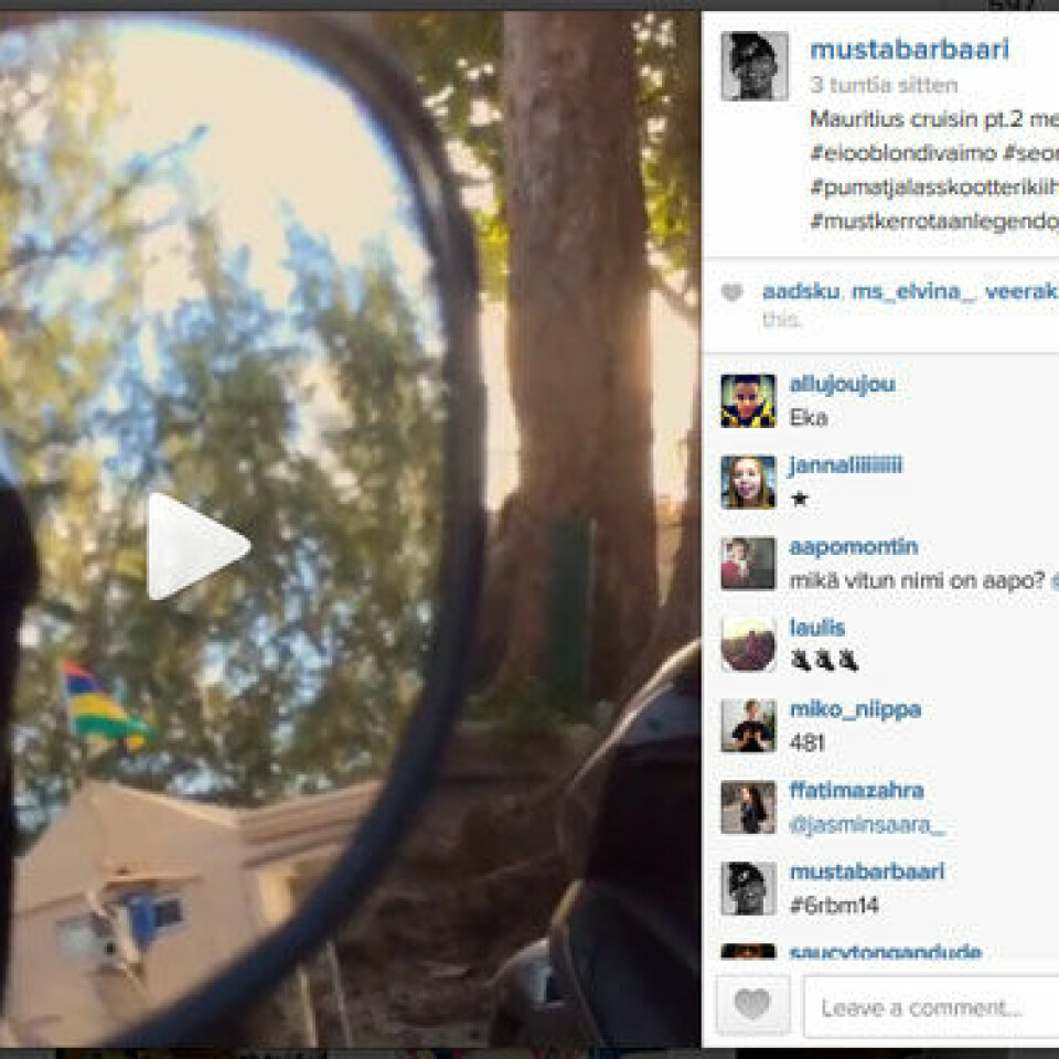 Musta Barbaari kruisailee Mauritiuksella - katso hauskat lomakuvat ... Musta Barbaari kruisailee Mauritiuksella - katso hauskat lomakuvat ...