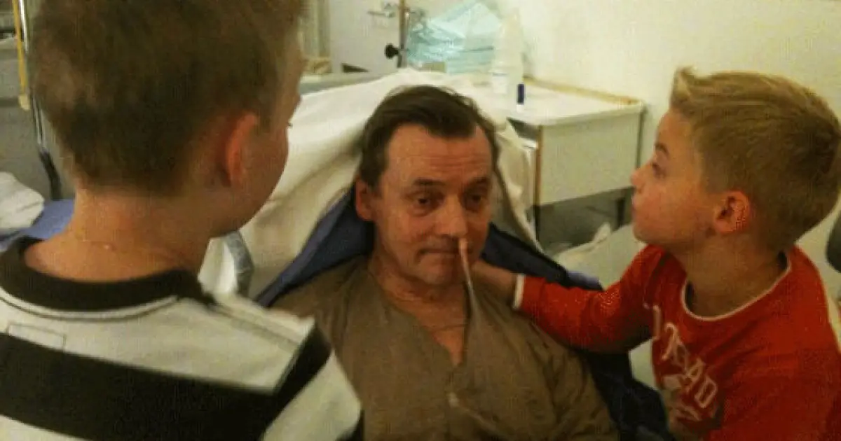 Timo T.A. Mikkonen: Minulla on nuori vaimo - pakko toipua!