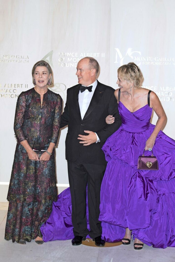 Charlene pysyttelee Afrikassa! Prinsessa Caroline nappasi maan ...