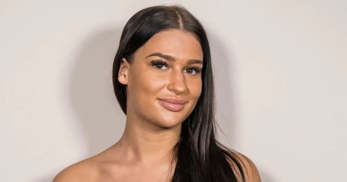 Ohhoh, yllättävä julkkisromanssi?! TIS-Mattu ja tosi-tv-komistus Johnny ...